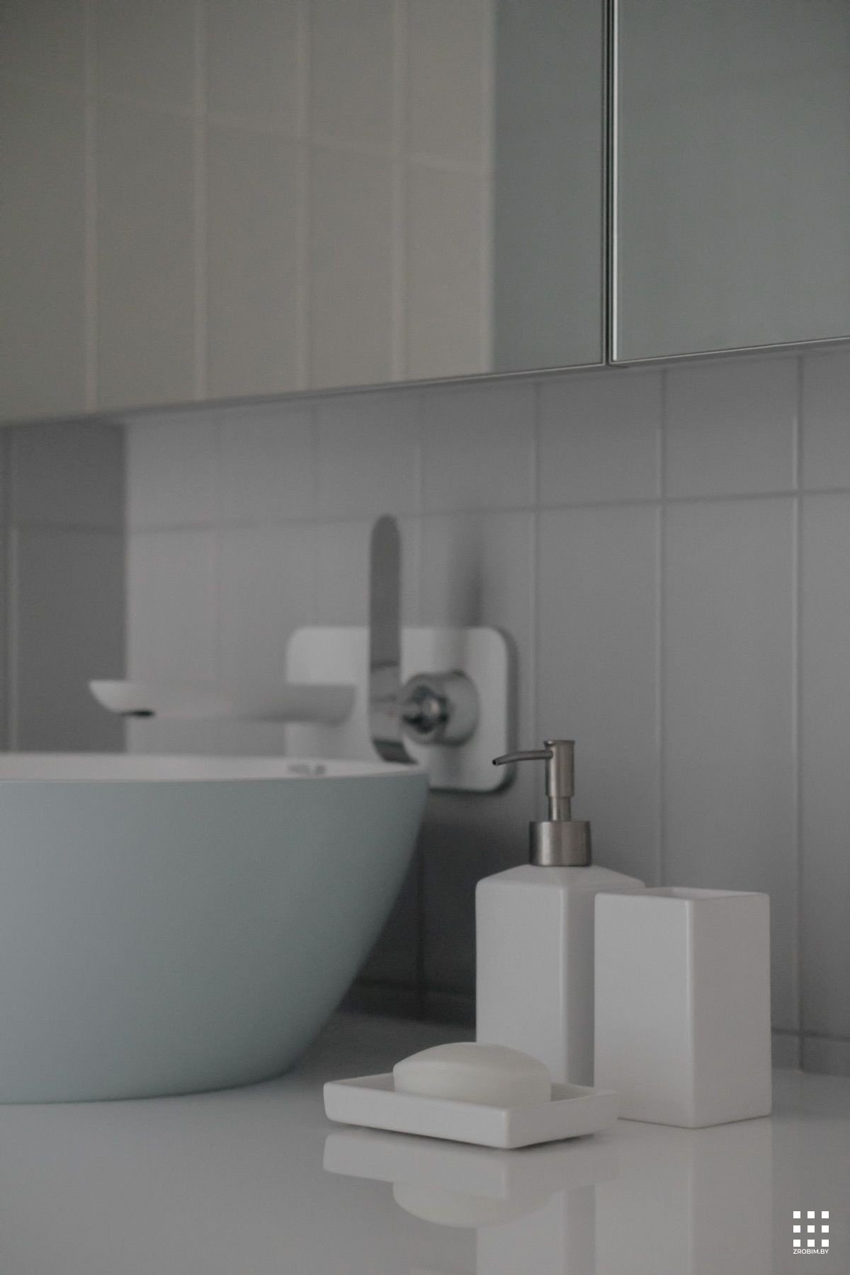 Дизайн квартиры RB INTERIOR от «ZROBIM architects»